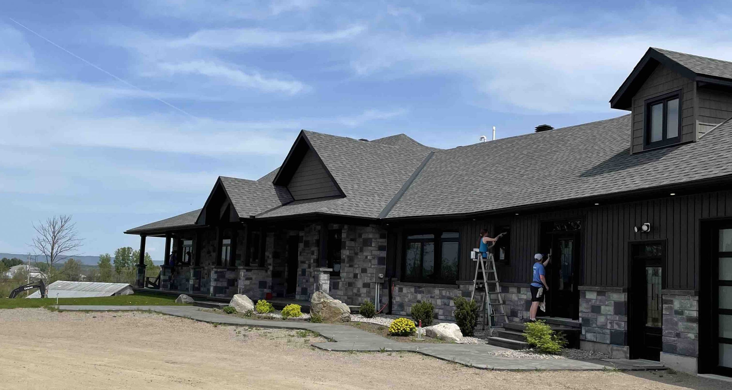 Gutter Cleaning - College Pro Window Cleaning